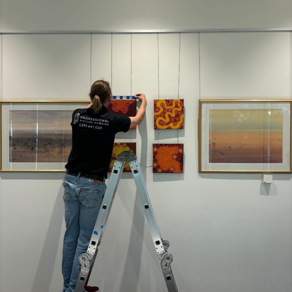 Picture Hanging System/Picture Rail Installation - Melbourne, Sydney ...